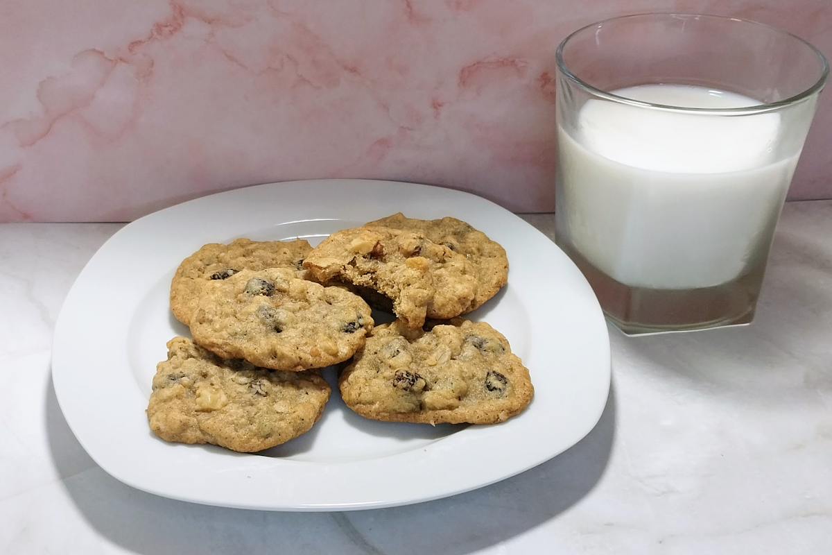 Grandma's Small Batch Oatmeal Cookies – Bethany & Darlene